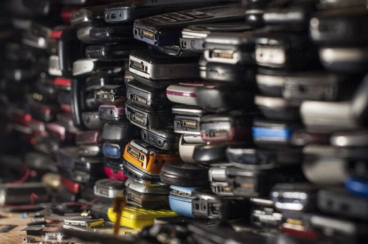 How much does your mobile phone impact the environment?